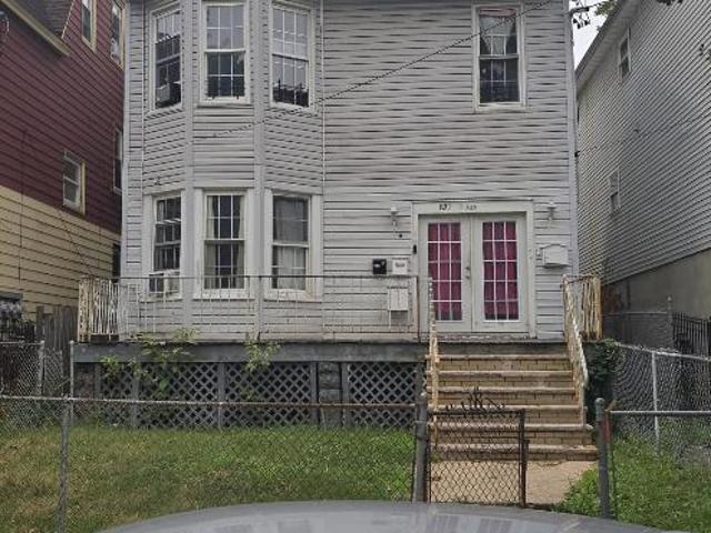 3 Br, 1 bath, Condo 849 S 15th St