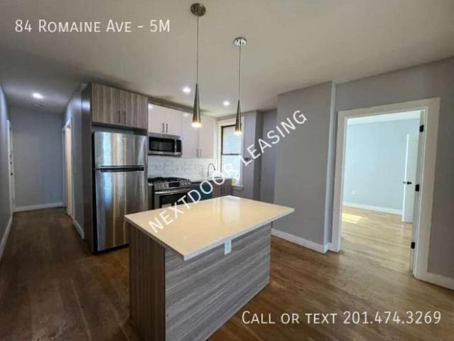 3 Br, 1 bath, Condo 84 Romaine Ave