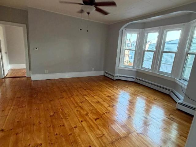 3 Br, 1 bath, Condo 90 Farnham St