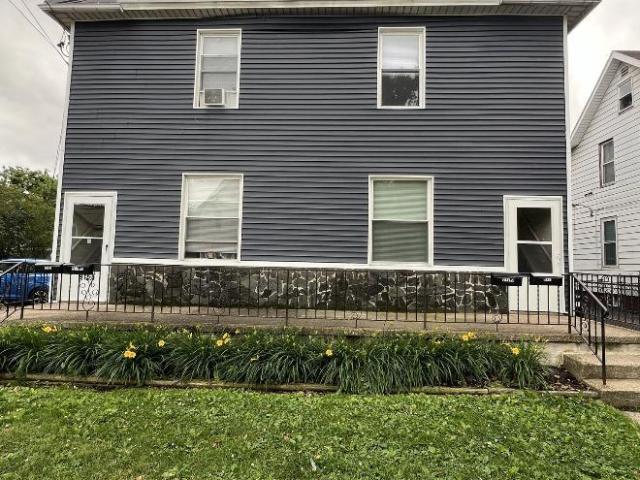 3 Br, 1 bath, Condo 917 W 3rd Street