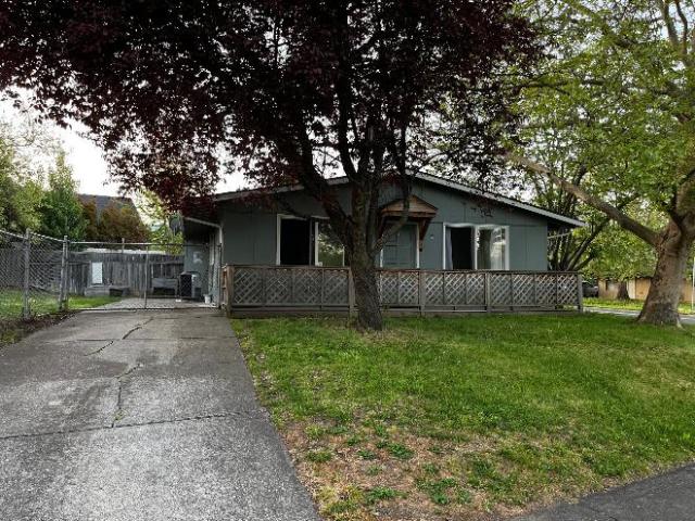 3 Br, 1 bath, Condo 925 Olympic Ave