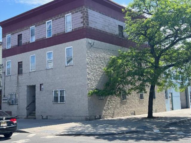 3 Br, 1 bath, Condo 94 Pacific Street