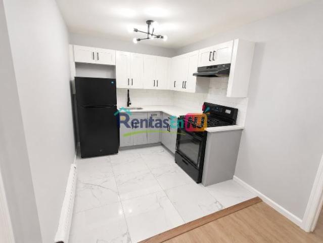 3 Br, 1 bath, Condo 96 Summer Ave