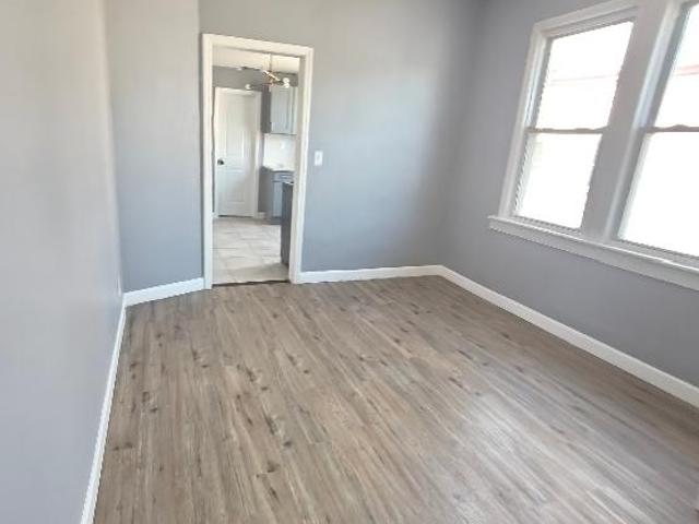 3 Br, 1 bath, Condo 13 Rosa Parks Blvd