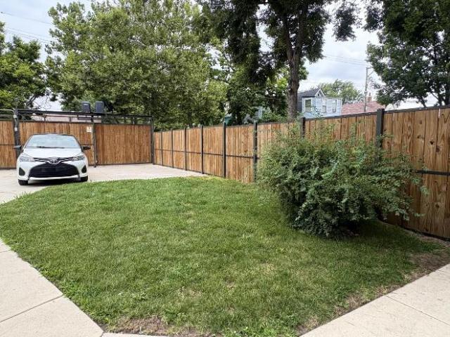 3 Br, 1 bath, Condo 1056 North Central Avenue