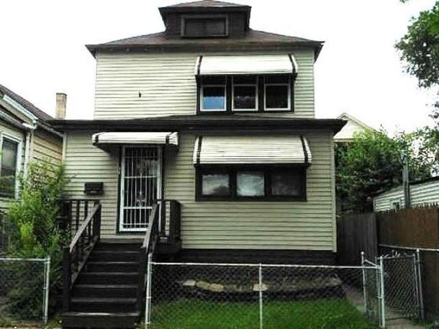 3 Br, 1 bath, Condo 10655 S Hoxie Ave