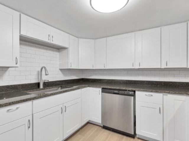 3 Br, 1 bath, Condo 10760 W 8th Avenue