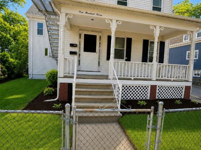 3 Br, 1 bath, Condo 107 Franklin St