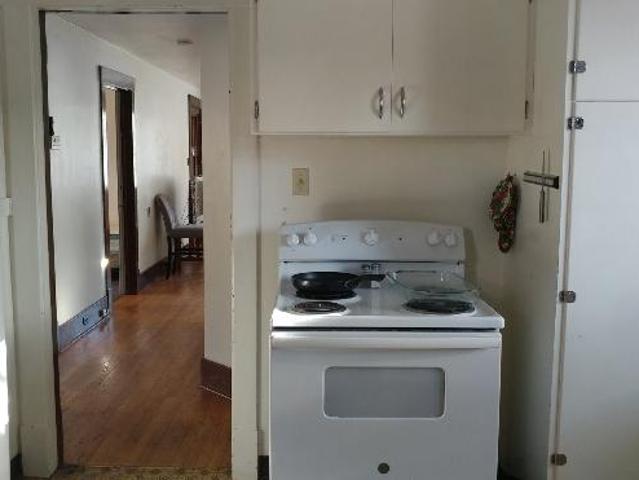 3 Br, 1 bath, Condo 109 S 8th Avenue