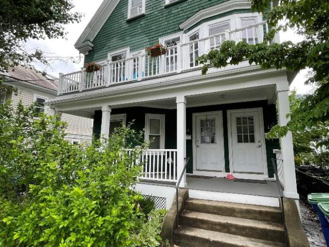 3 Br, 1 bath, Condo 10 Dickson St