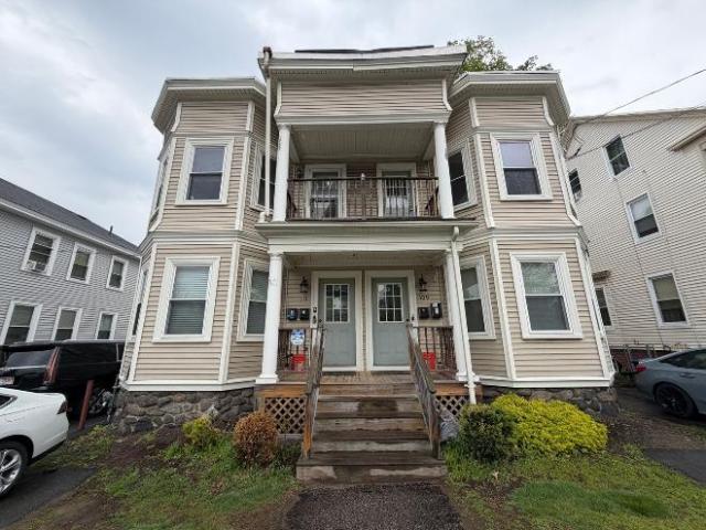 3 Br, 1 bath, Condo 111 Chadwick St
