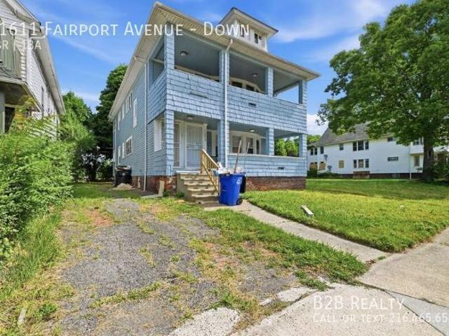 3 Br, 1 bath, Condo 11611 Fairport Avenue