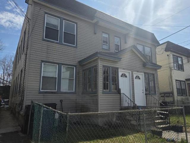 3 Br, 1 bath, Condo 1171 W Front St