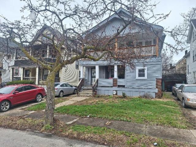 3 Br, 1 bath, Condo 11813 Iowa Ave