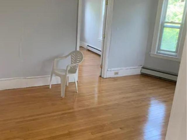 3 Br, 1 bath, Condo 11 Malden St