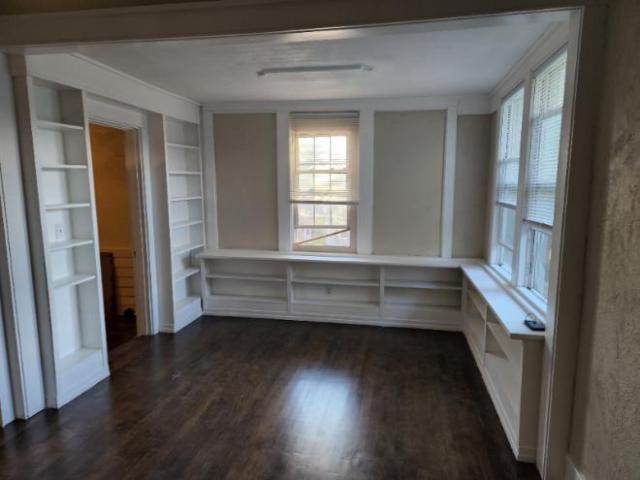 3 Br, 1 bath, Condo 1205 Emerald Ave