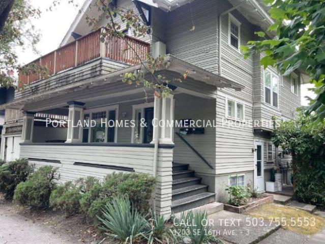 3 Br, 1 bath, Condo 1203 SE 16th Ave