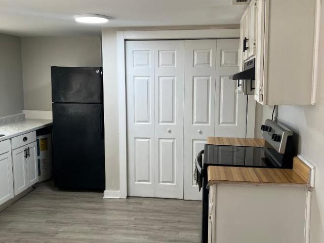 3 Br, 1 bath, Condo 1219 Old Wilkesboro Rd