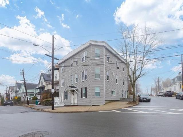 3 Br, 1 bath, Condo 122 126 Marianna St