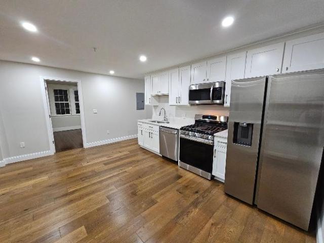 3 Br, 1 bath, Condo 12 Woodford St
