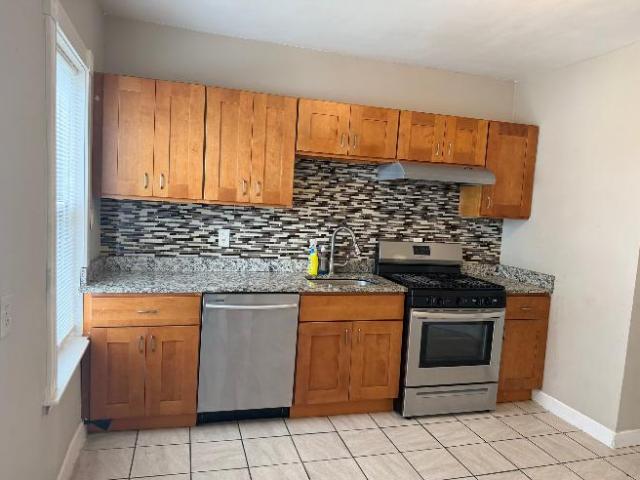 3 Br, 1 bath, Condo 12 Fairmont Place