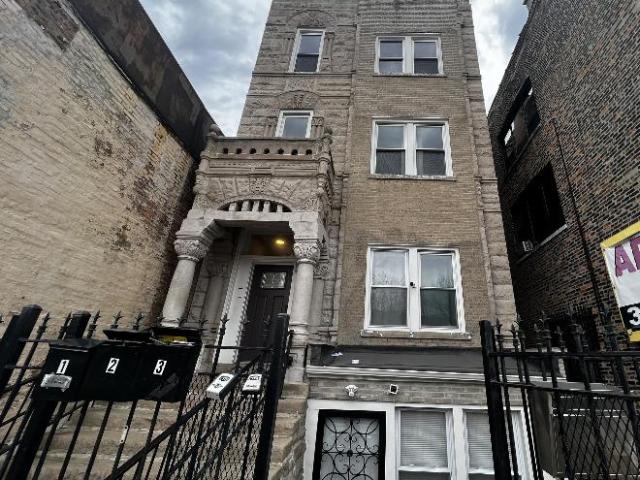 3 Br, 1 bath, Condo 1307 S Kedzie Ave