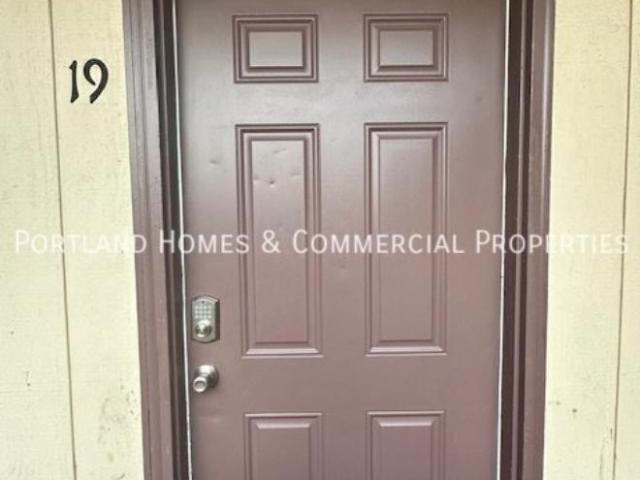 3 Br, 1 bath, Condo 13746 SE Powell Blvd