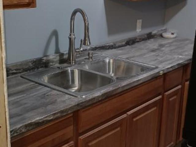 3 Br, 1 bath, Condo 142 Jencks St