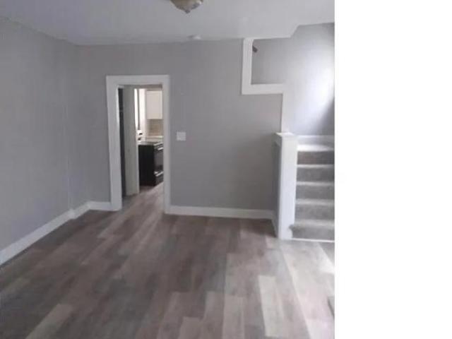3 Br, 1 bath, Condo 1463 Republic Ave