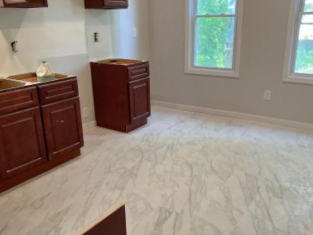 3 Br, 1 bath, Condo 147 Ridgewood Ave