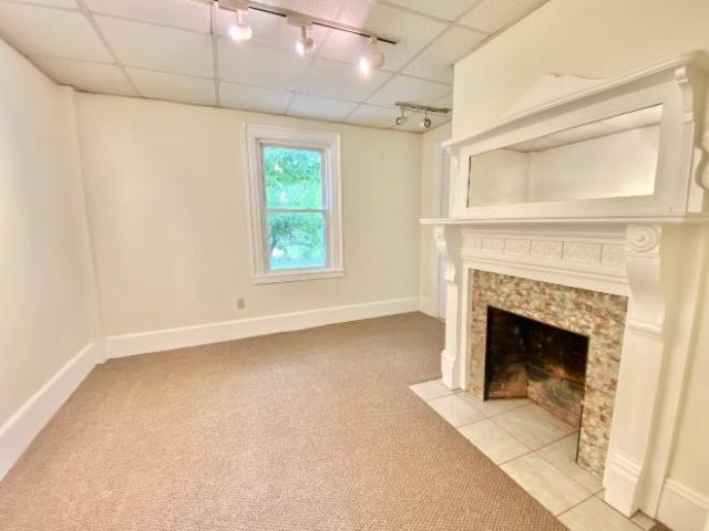 3 Br, 1 bath, Condo 147 Union Street
