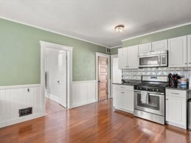 3 Br, 1 bath, Condo 14 Forest Ave
