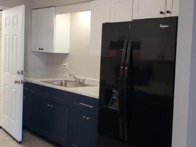 3 Br, 1 bath, Condo 15149 Westminister Ave