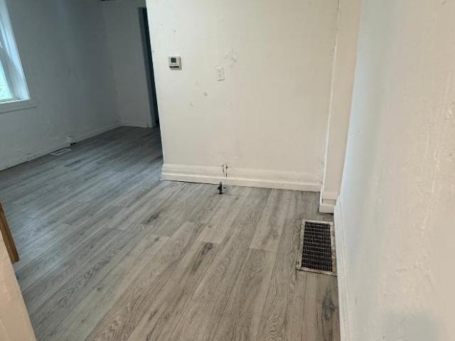 3 Br, 1 bath, Condo 15220 Saranac Rd