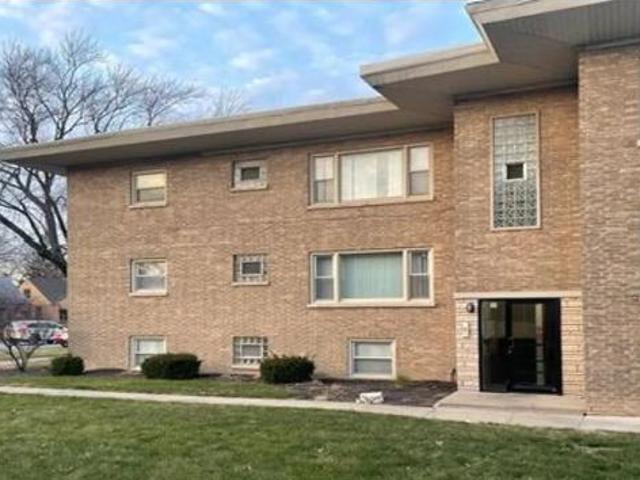 3 Br, 1 bath, Condo 1539 Wentworth Ave