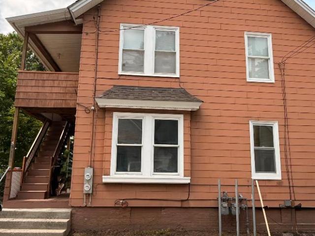 3 Br, 1 bath, Condo 154 Marshall St