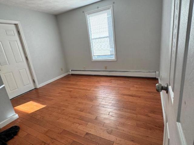 3 Br, 1 bath, Condo 159 Harrison St