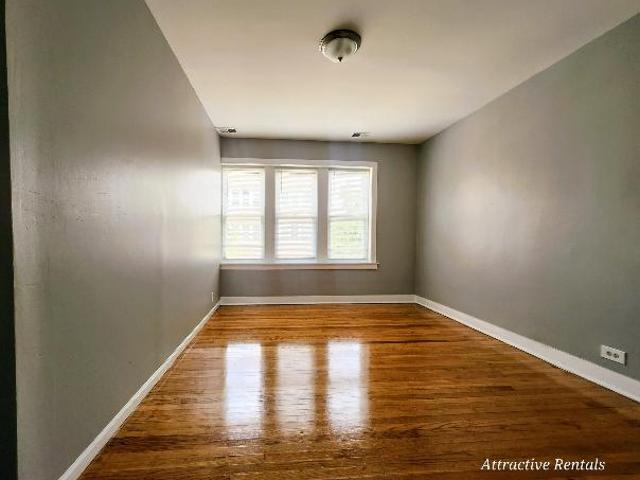 3 Br, 1 bath, Condo 1617 W 78th