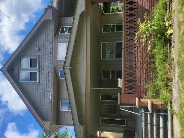3 Br, 1 bath, Condo 1637 Eddington Rd