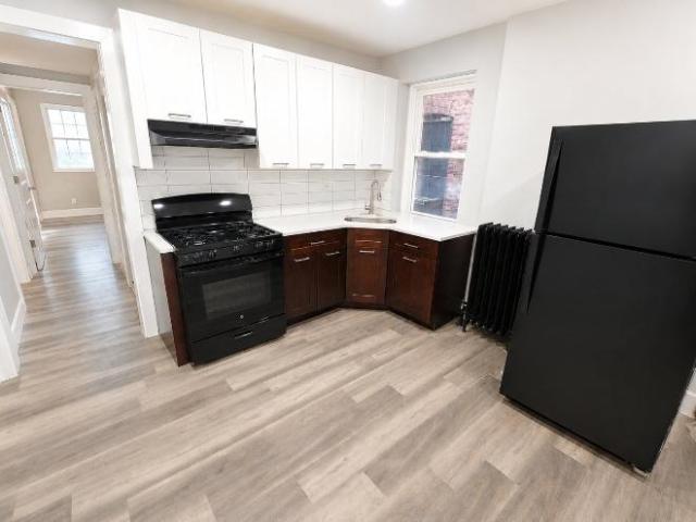3 Br, 1 bath, Condo 168 Bloomfield Ave