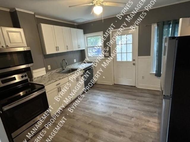 3 Br, 1 bath, Condo 16 C St