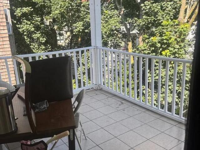 3 Br, 1 bath, Condo 16 Saint Marks Rd