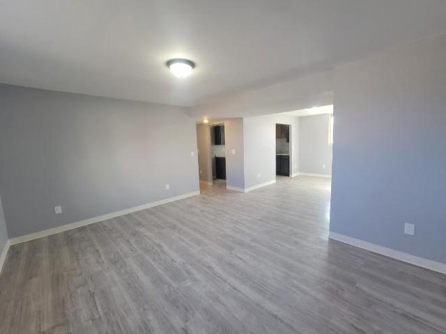 3 Br, 1 bath, Condo 1804 North James H Mcgee Blvd