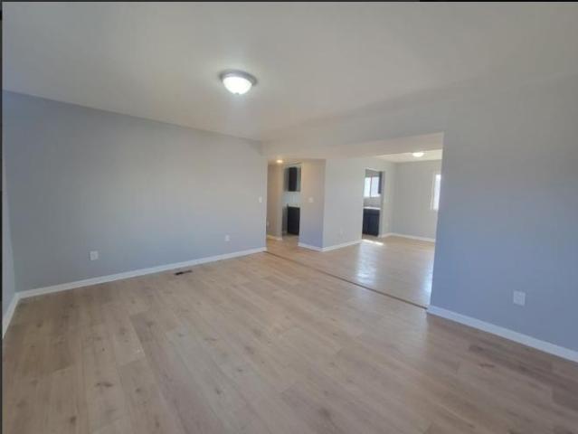 3 Br, 1 bath, Condo 1804 North James H Mcgee Blvd