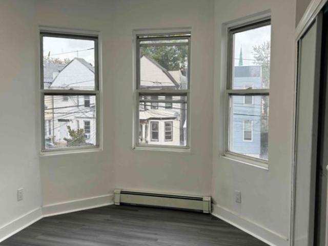 3 Br, 1 bath, Condo 181 Neptune Ave