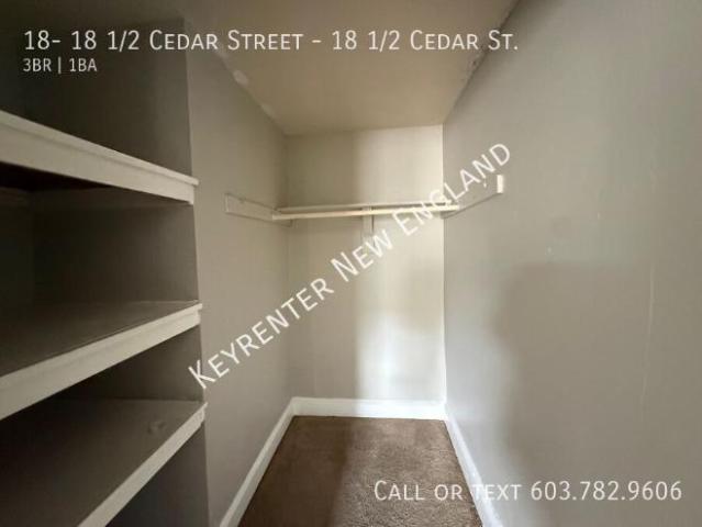 3 Br, 1 bath, Condo 18 18 1/2 Cedar Street