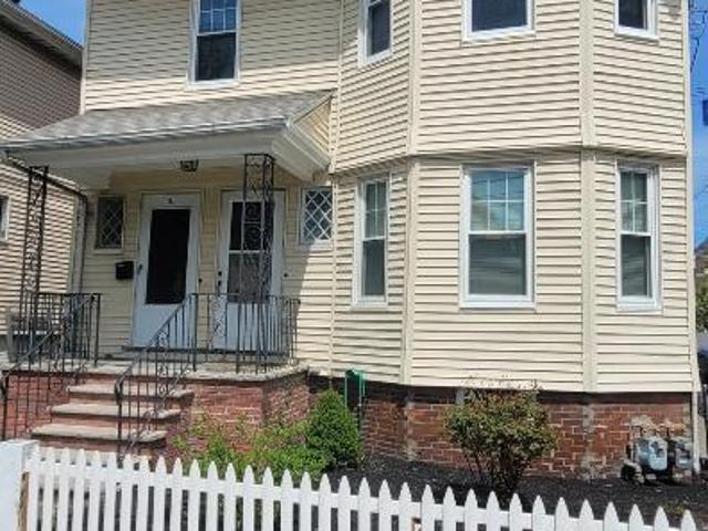 3 Br, 1 bath, Condo 1 Eliot St