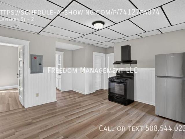 3 Br, 1 bath, Condo 1 Lapierre St