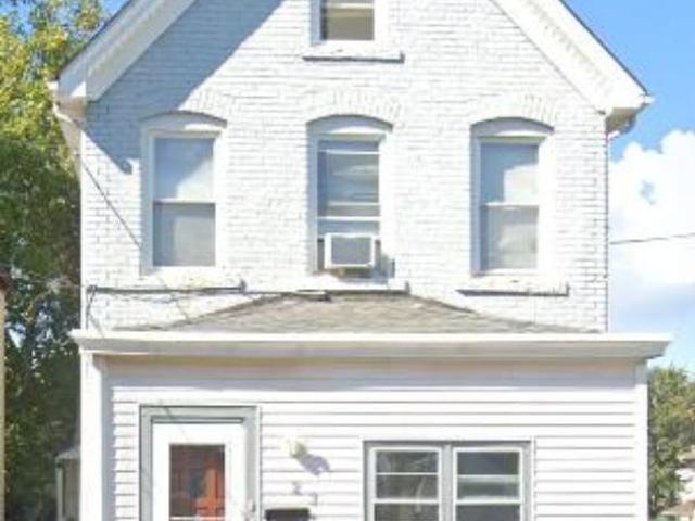 3 Br, 1 bath, Condo 23 Union St