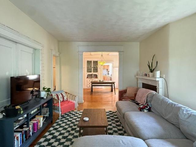 3 Br, 1 bath, Condo 201 Rawson Rd